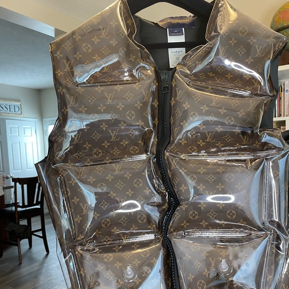 Louis Vuitton | Jackets & Coats | Louis Vuitton 2 Ss Inflatable Gilet ...